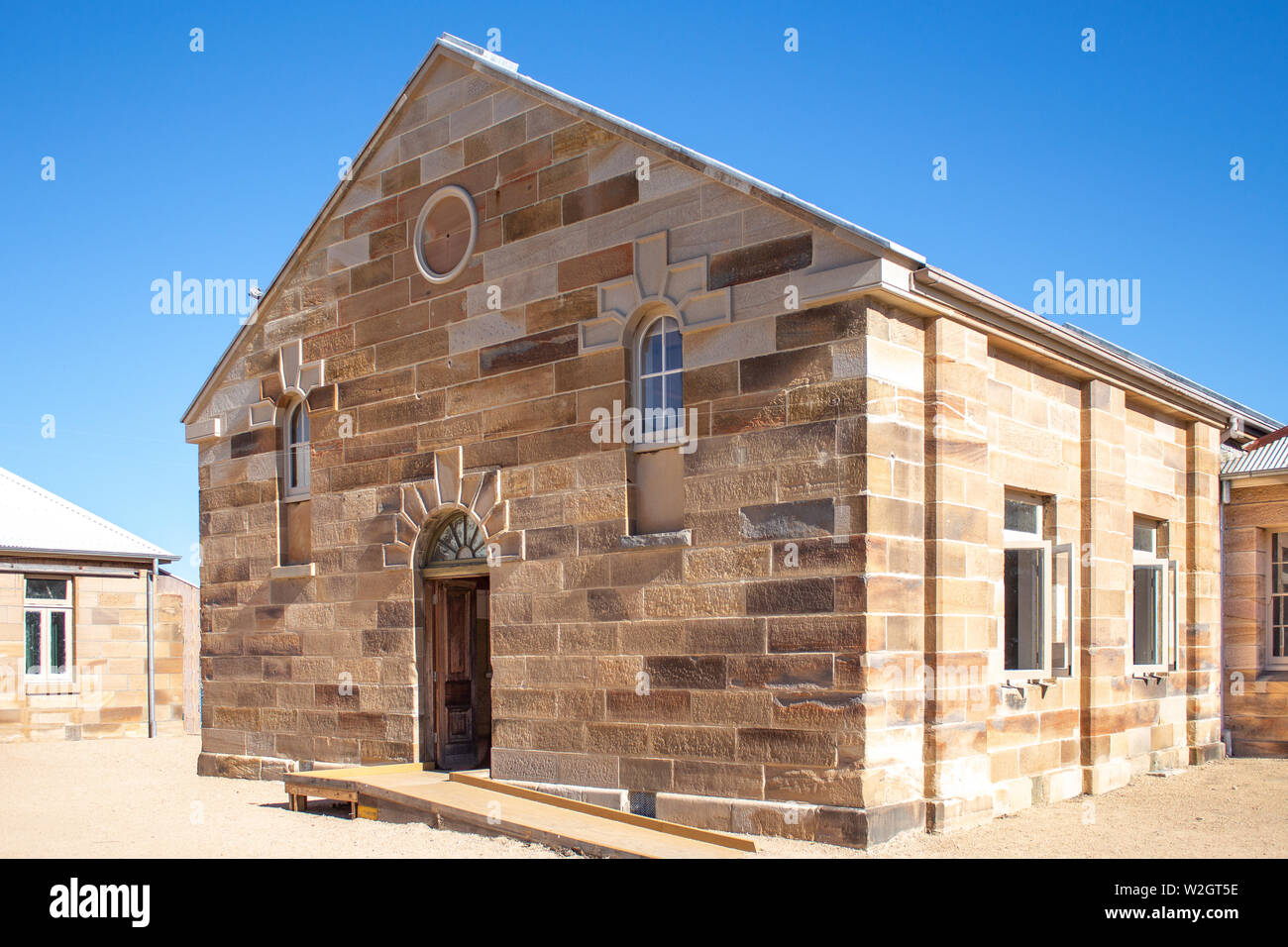 Gebäude aus backstein und sandstein -Fotos und -Bildmaterial in hoher ...