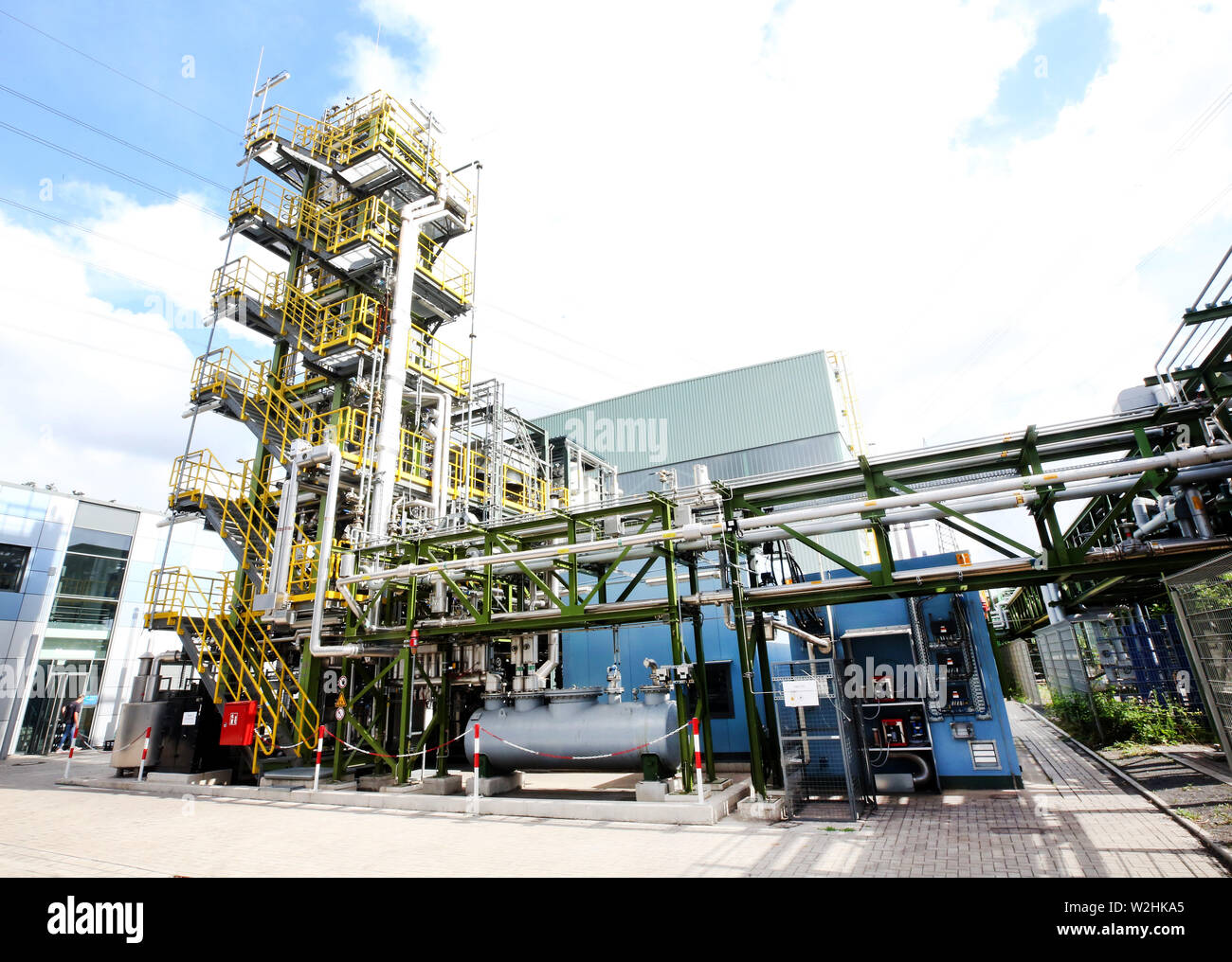 Duisburg, Deutschland. 09 Juli, 2019. Das Foto zeigt die Carbon 2 Chem ...