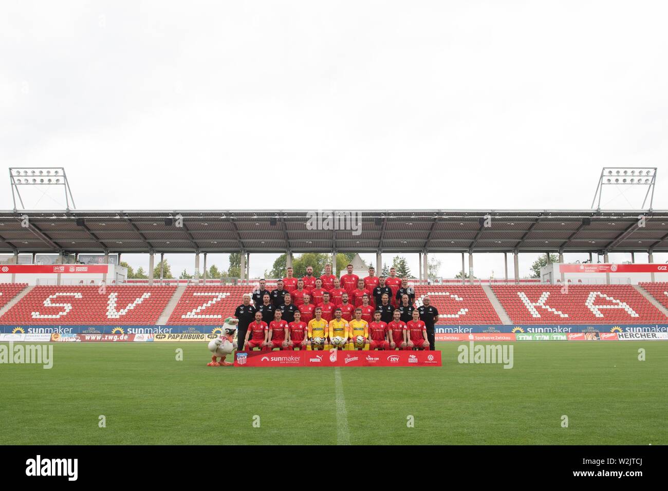 09 Juli 2019, Sachsen, Zwickau: Fußball 3.Liga: Fototermin FSV Zwickau ...