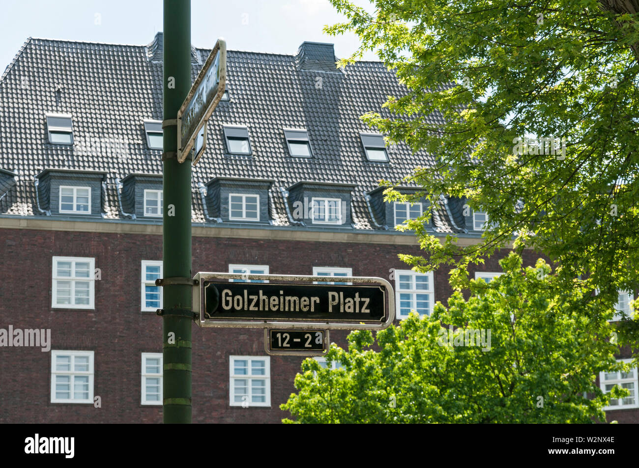 Golzheim düsseldorf -Fotos und -Bildmaterial in hoher Auflösung – Alamy