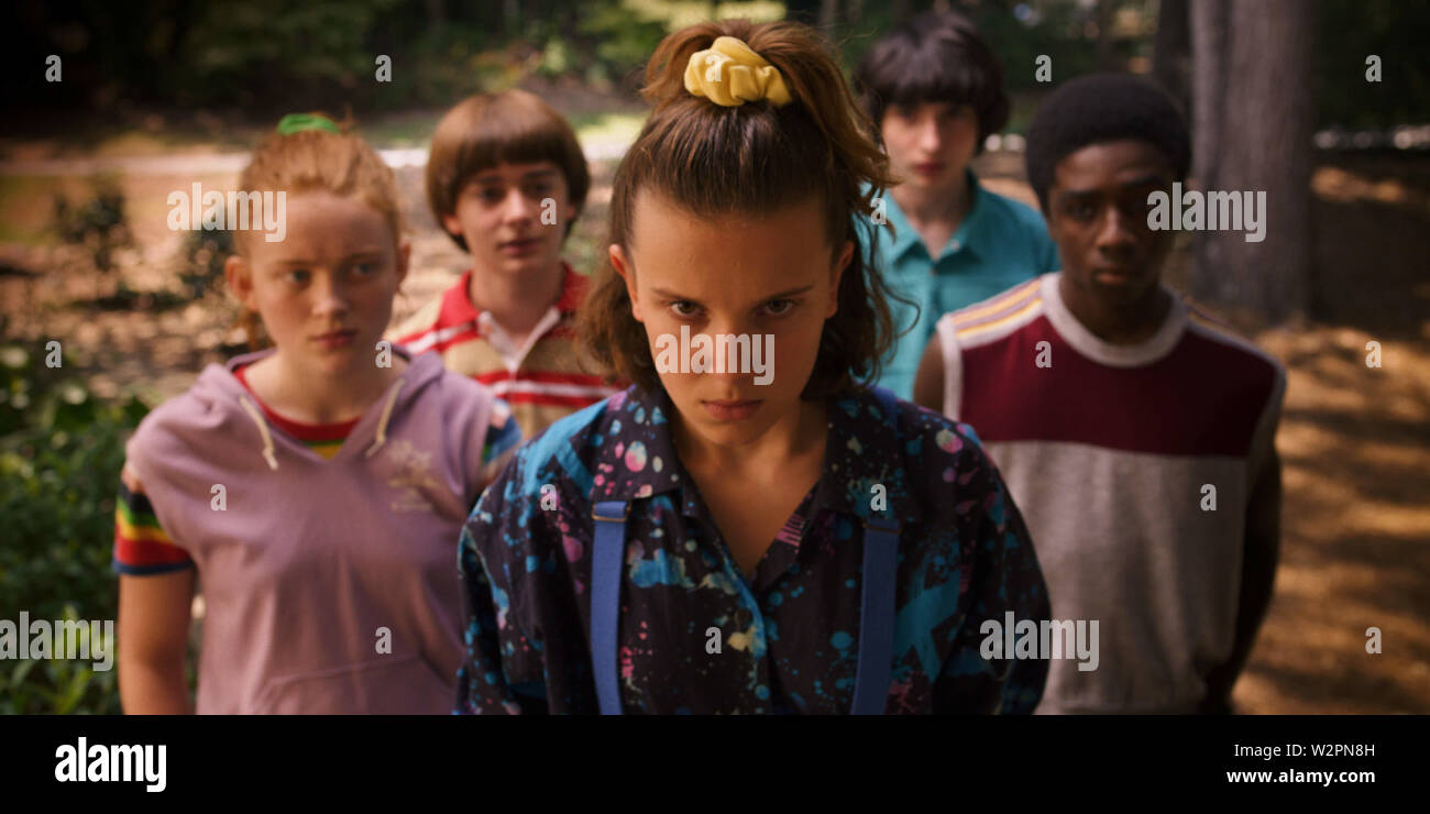 Sadie Waschbecken, Noah Schnapp, Millie Bobby Brown, Finn Wolfhard ...