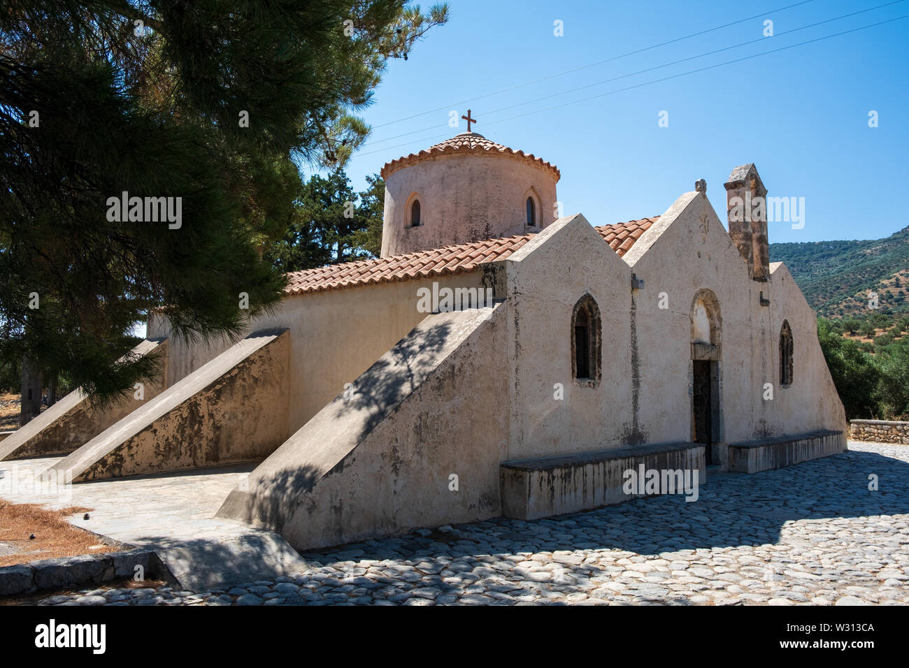 Byzantine church of panagia an -Fotos und -Bildmaterial in hoher ...