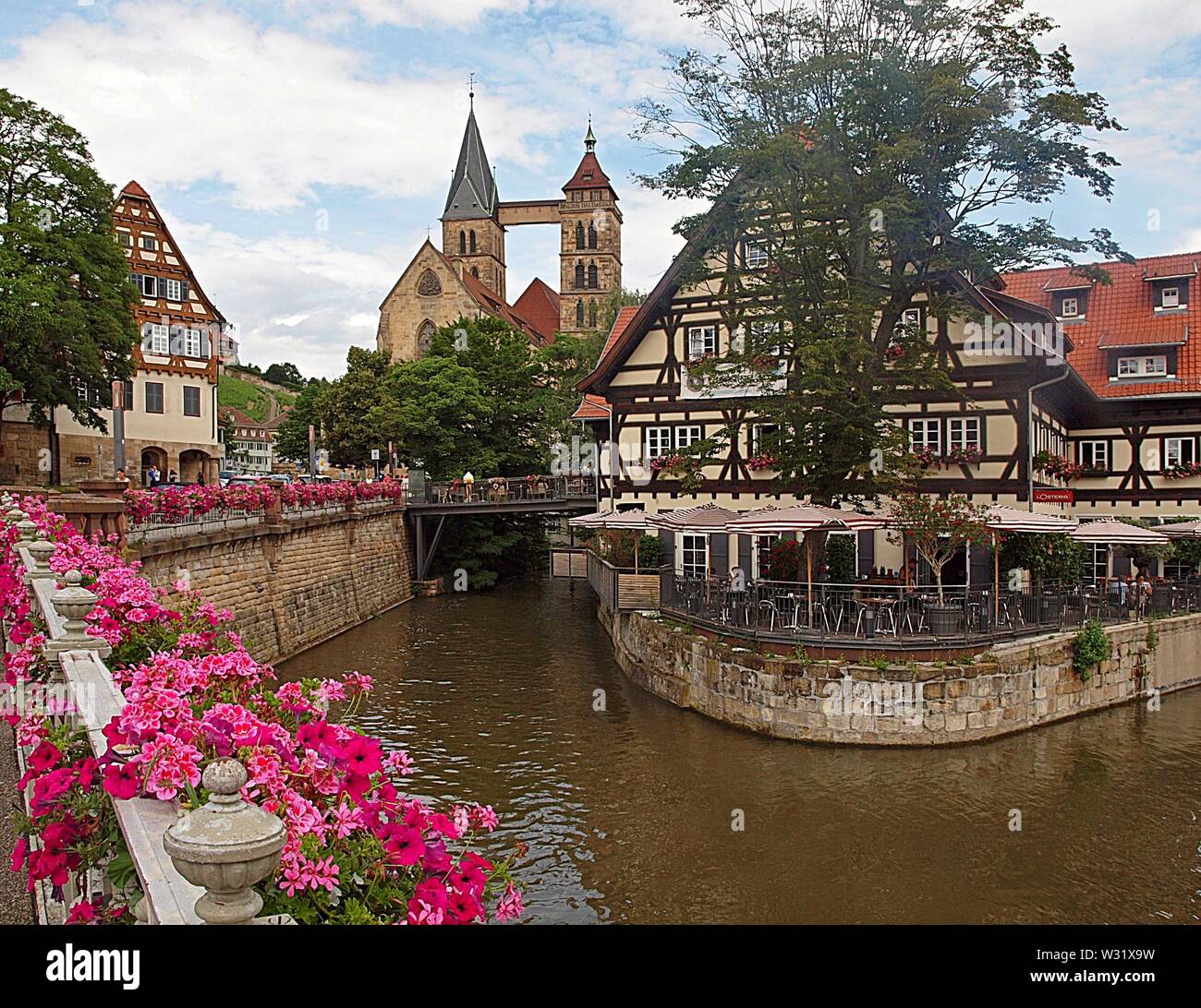 Altes rathaus in der altstadt von esslingen -Fotos und -Bildmaterial in ...