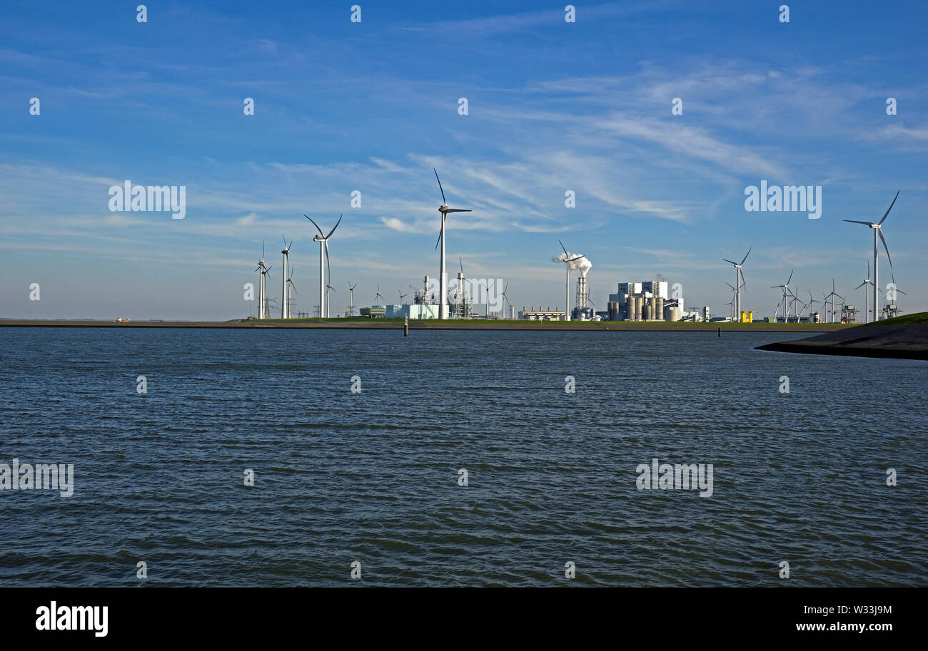 Rwe eemshaven kohlekraftwerk -Fotos und -Bildmaterial in hoher ...