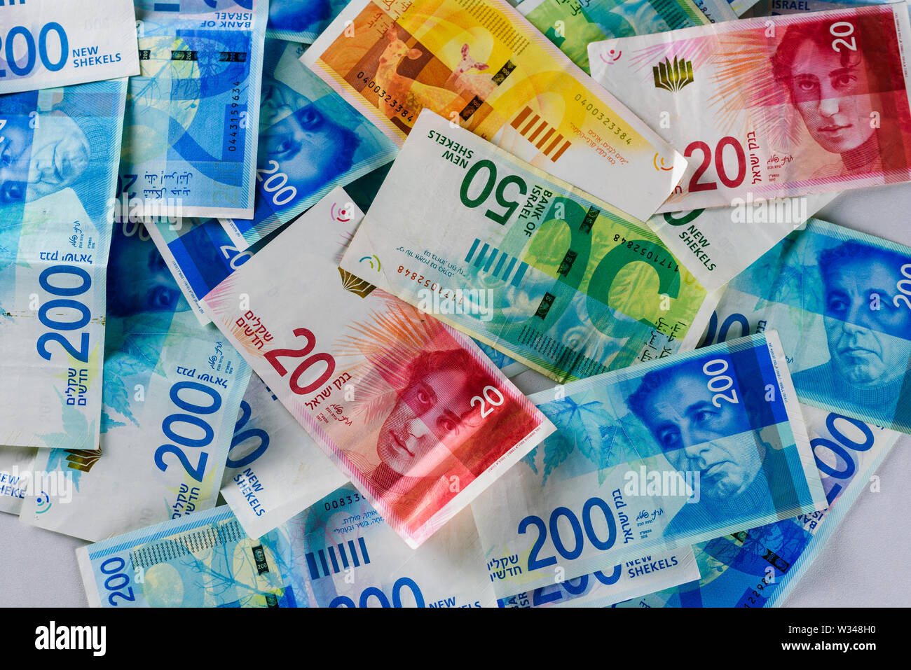 Shekel money stack -Fotos und -Bildmaterial in hoher Auflösung – Alamy