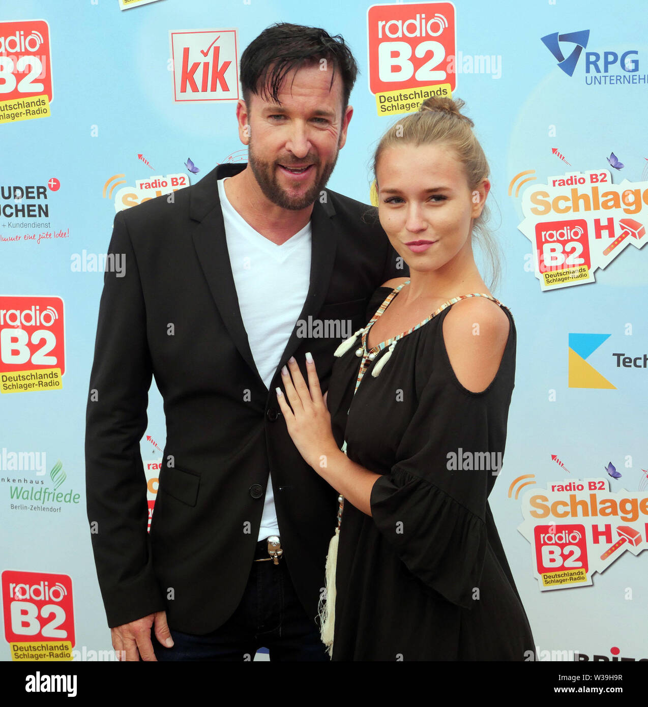 Michael wendler laura -Fotos und -Bildmaterial in hoher Auflösung – Alamy