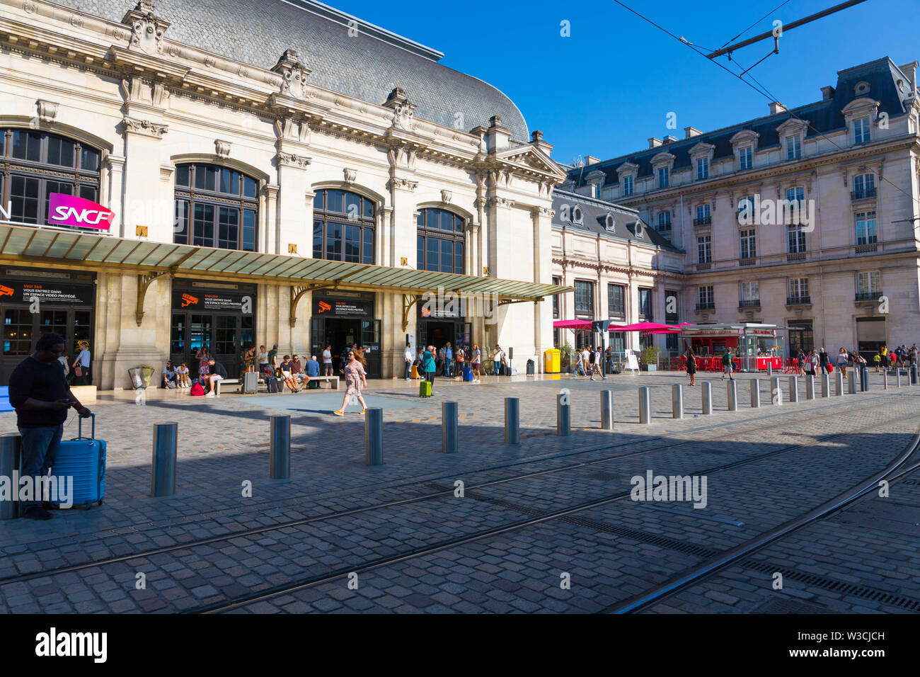 Sncf bordeaux -Fotos und -Bildmaterial in hoher Auflösung – Alamy
