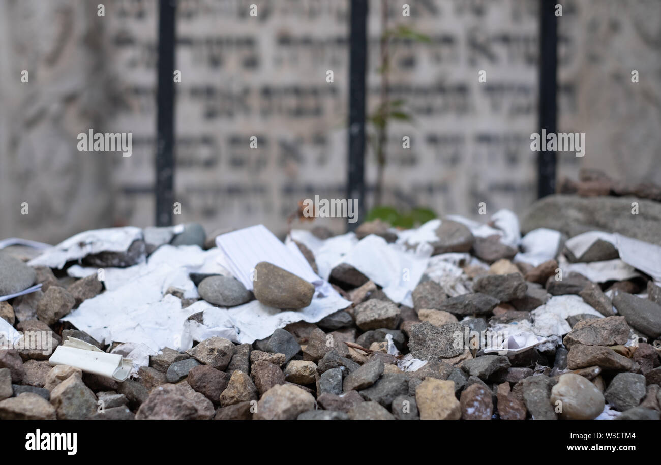 Rabbi moses isserles -Fotos und -Bildmaterial in hoher Auflösung – Alamy