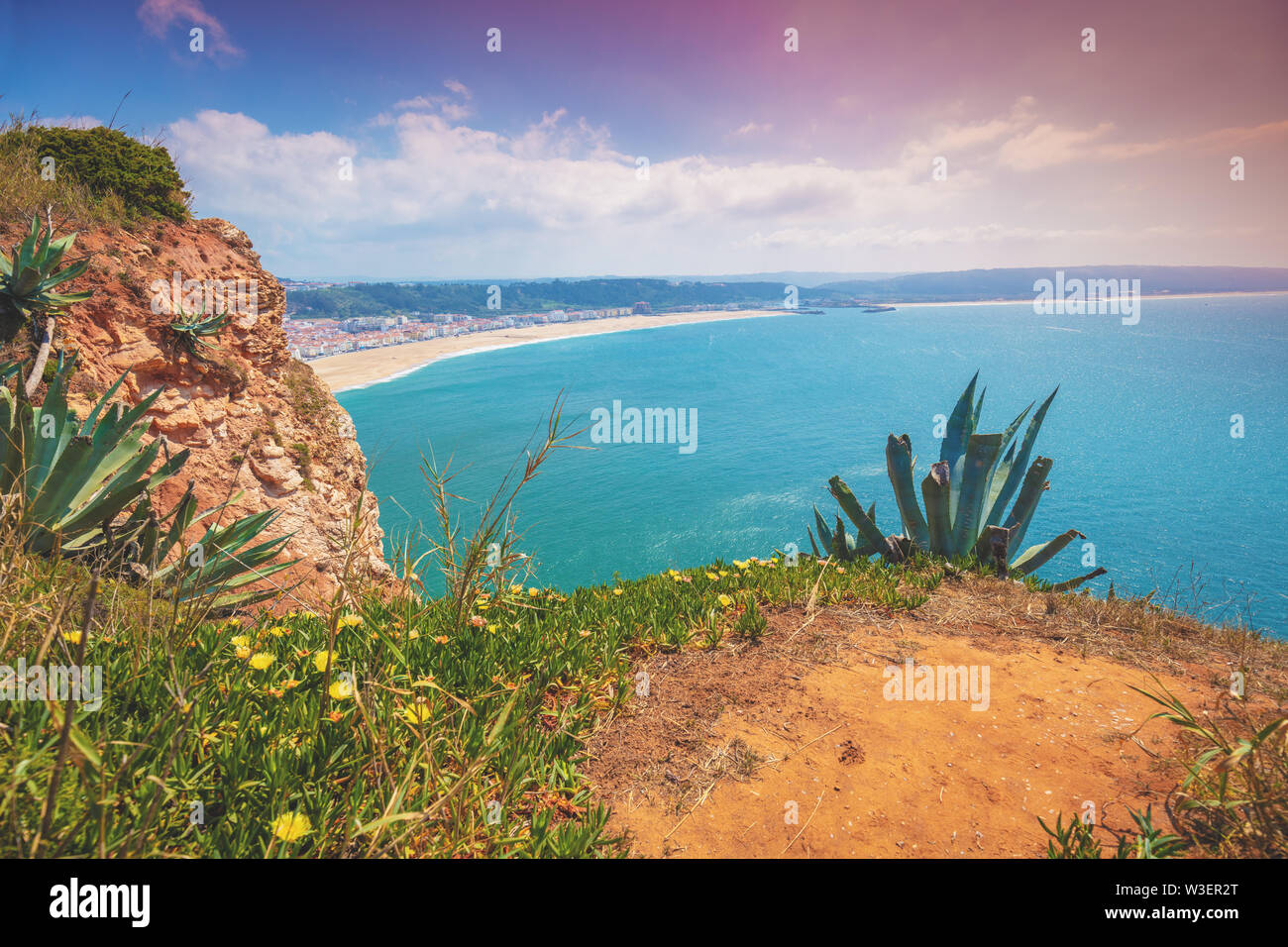 Strand nazare -Fotos und -Bildmaterial in hoher Auflösung – Alamy