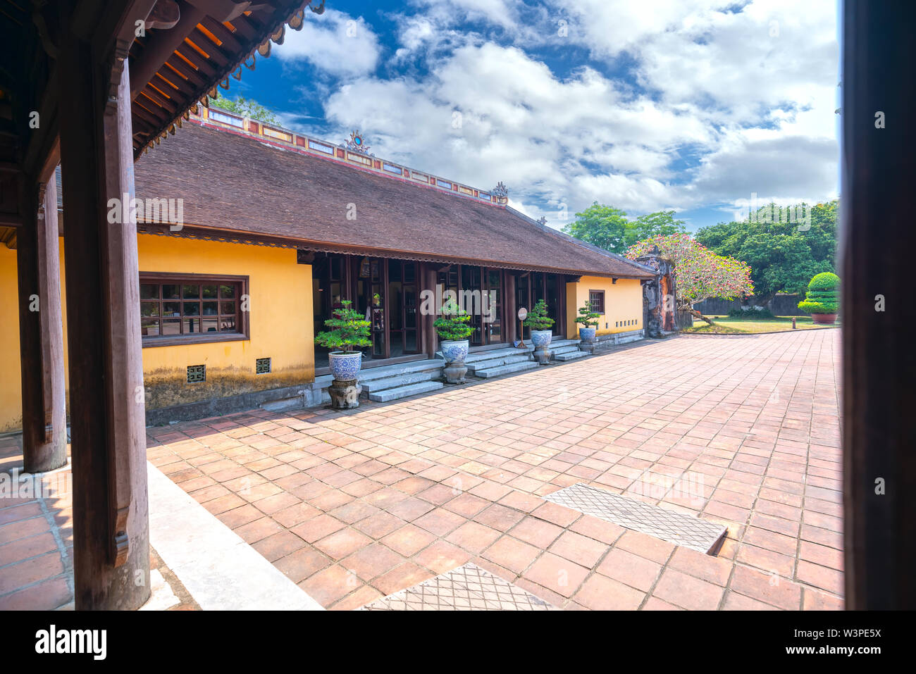 Kaiser Vietnam Stockfotos und -bilder Kaufen - Alamy