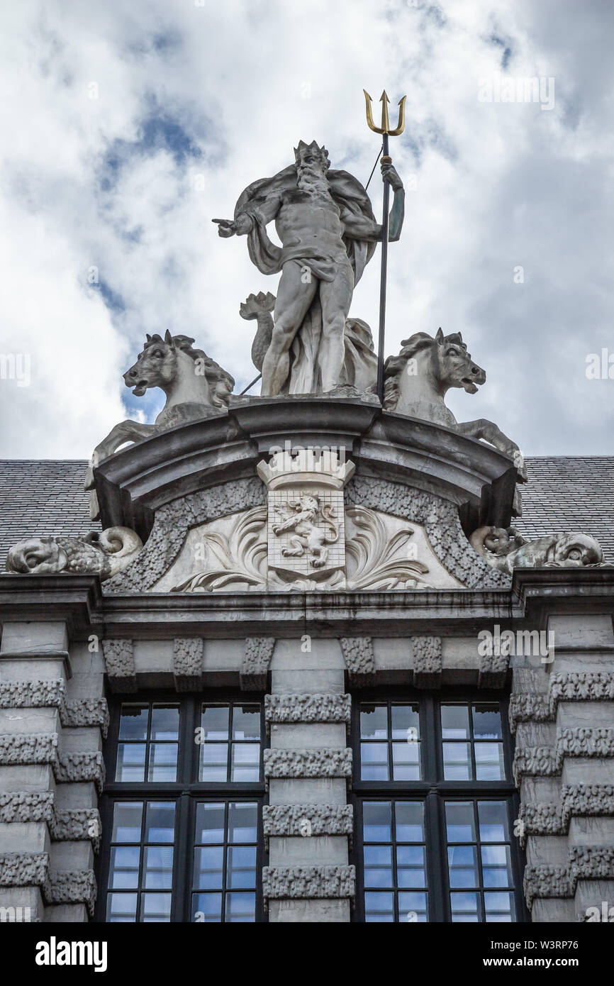 Skulptur gent belgien -Fotos und -Bildmaterial in hoher Auflösung – Alamy