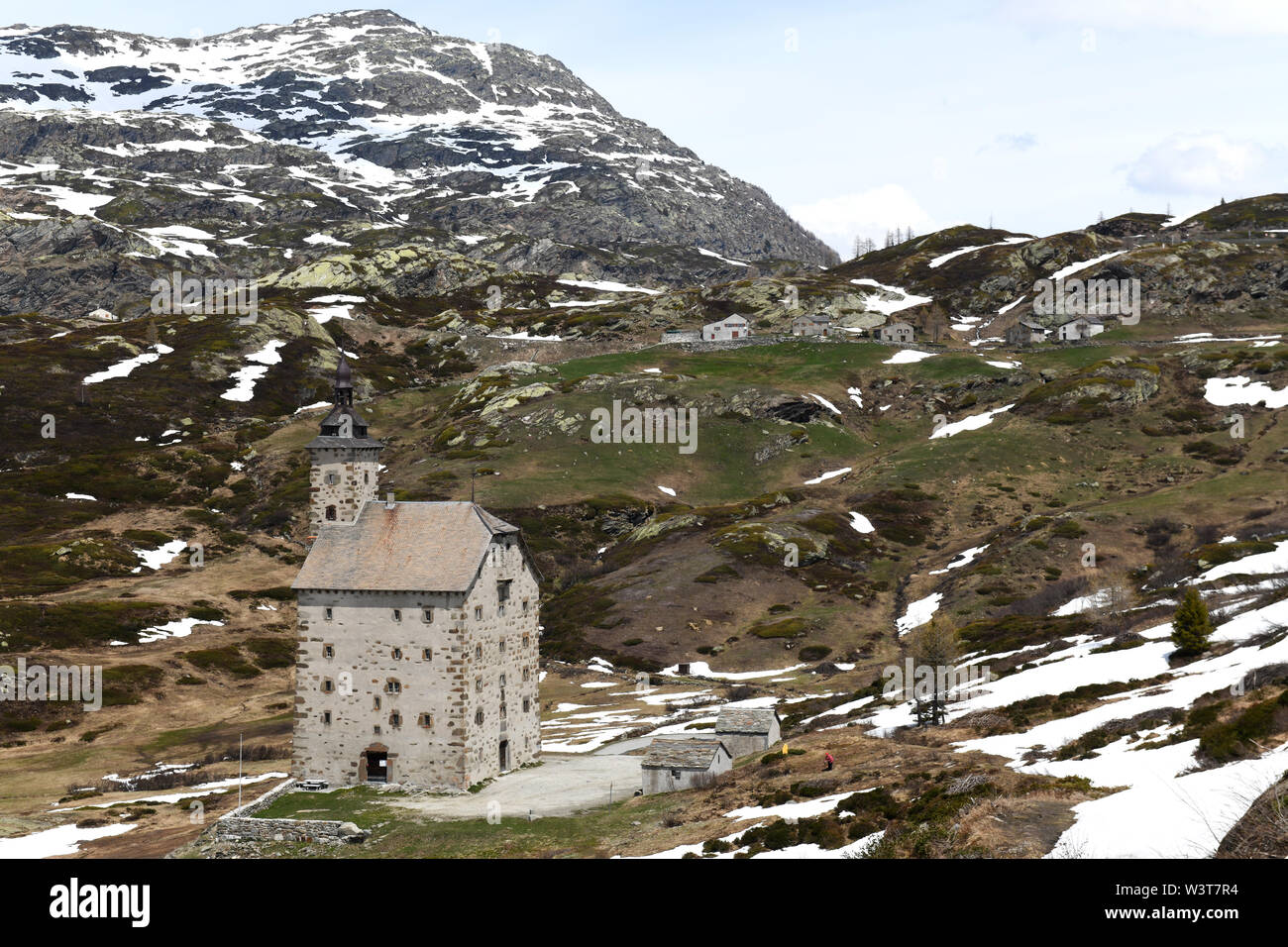 Simplon pass mit hospiz -Fotos und -Bildmaterial in hoher Auflösung – Alamy