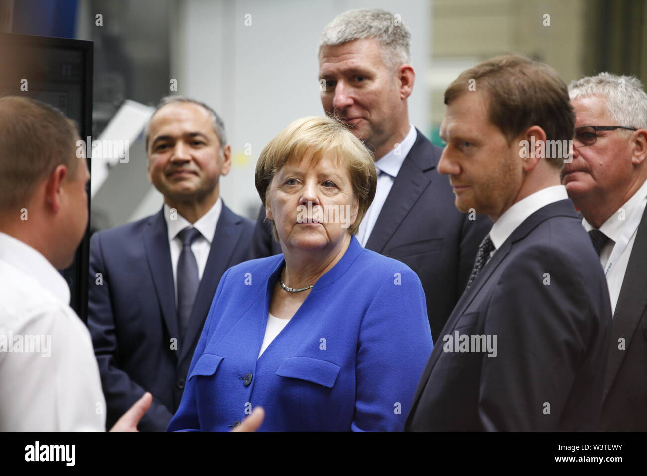 Michael Kretschmer, Bundeskanzlerin Angela Merkel und Ronald Schmidt ...