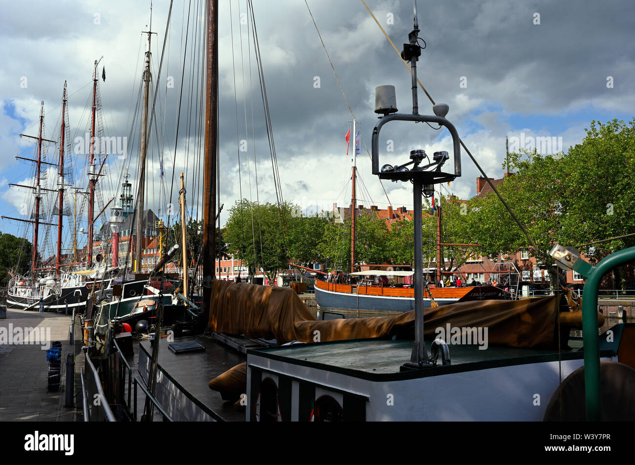 Emden, Niedersachsen/Deutschland - 2019.07.17: Zentrum der Stadt Emden ...