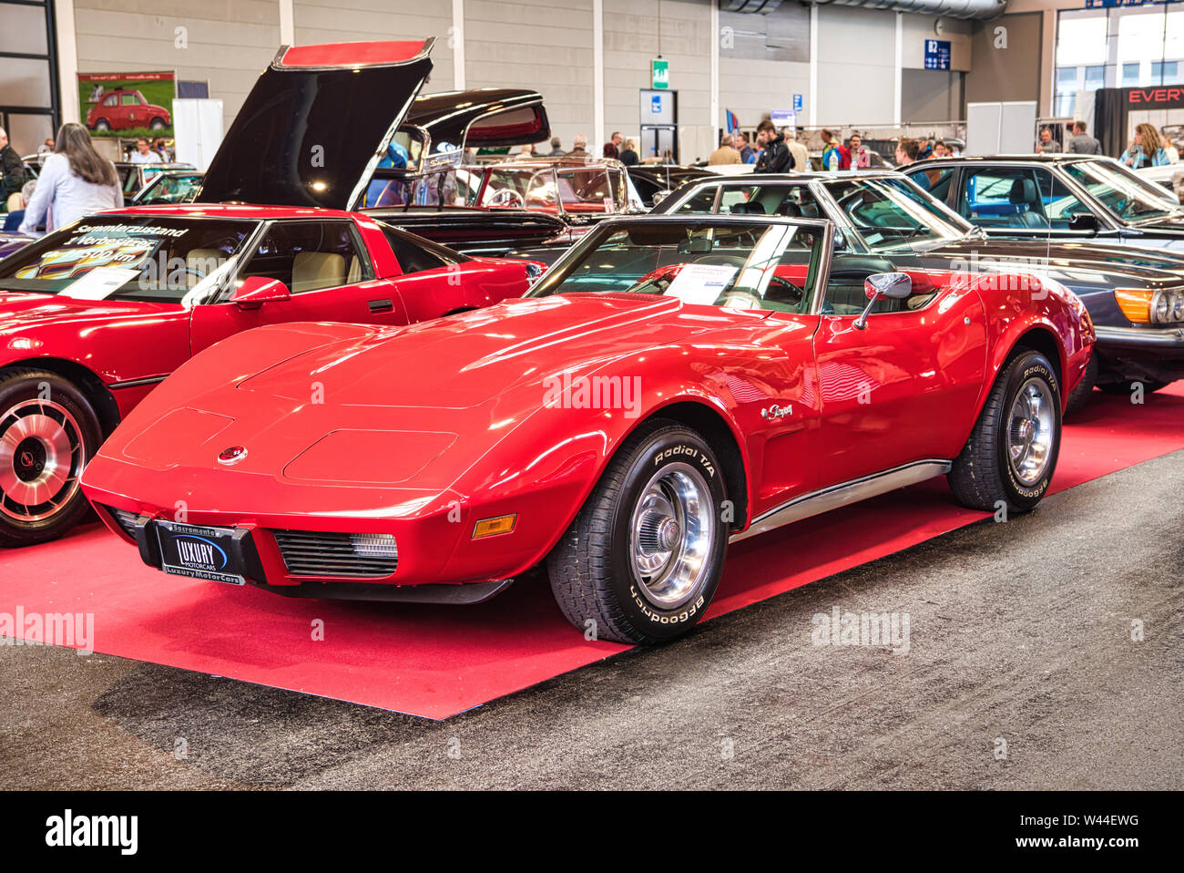 Corvette c3 cabrio -Fotos und -Bildmaterial in hoher Auflösung – Alamy
