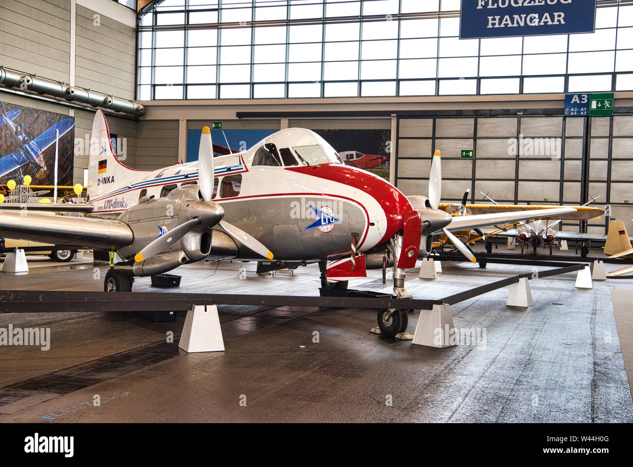 De havilland dove -Fotos und -Bildmaterial in hoher Auflösung – Alamy