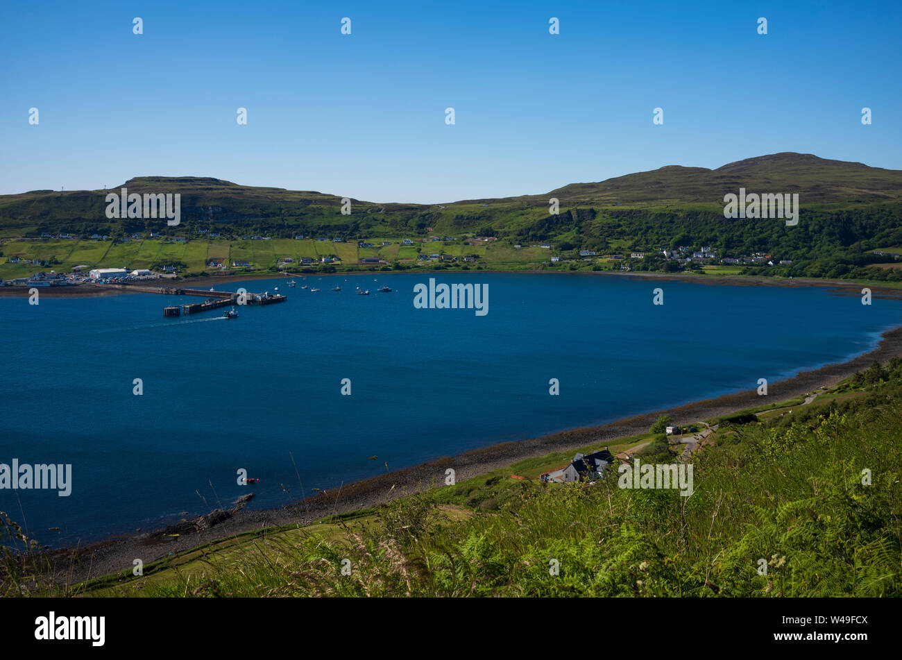 Tarbert uig ferry -Fotos und -Bildmaterial in hoher Auflösung – Alamy