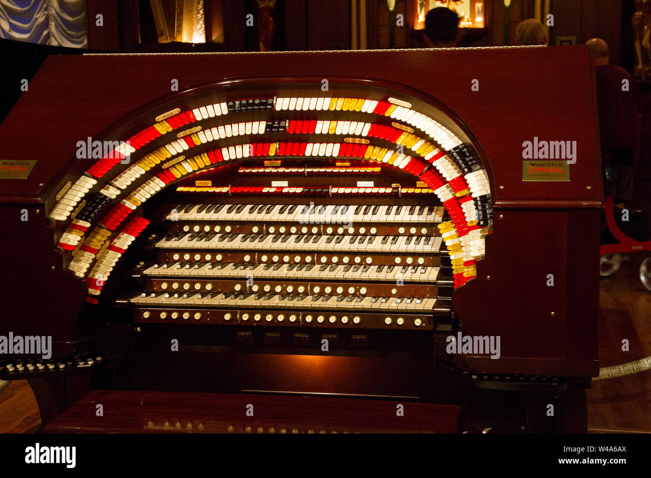 Wurlitzer theatre organ -Fotos und -Bildmaterial in hoher Auflösung – Alamy