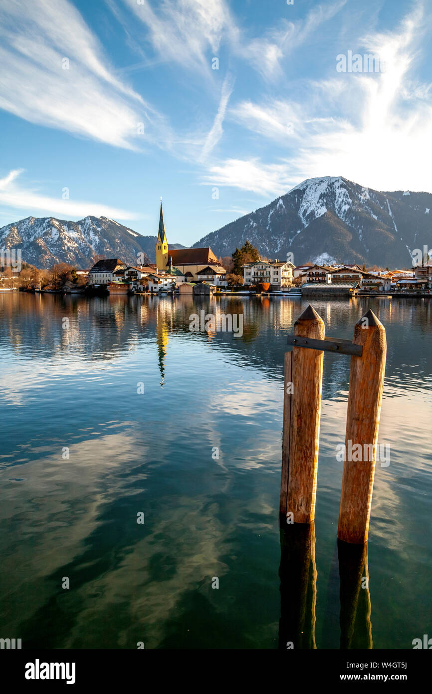 Nach egern -Fotos und -Bildmaterial in hoher Auflösung – Alamy