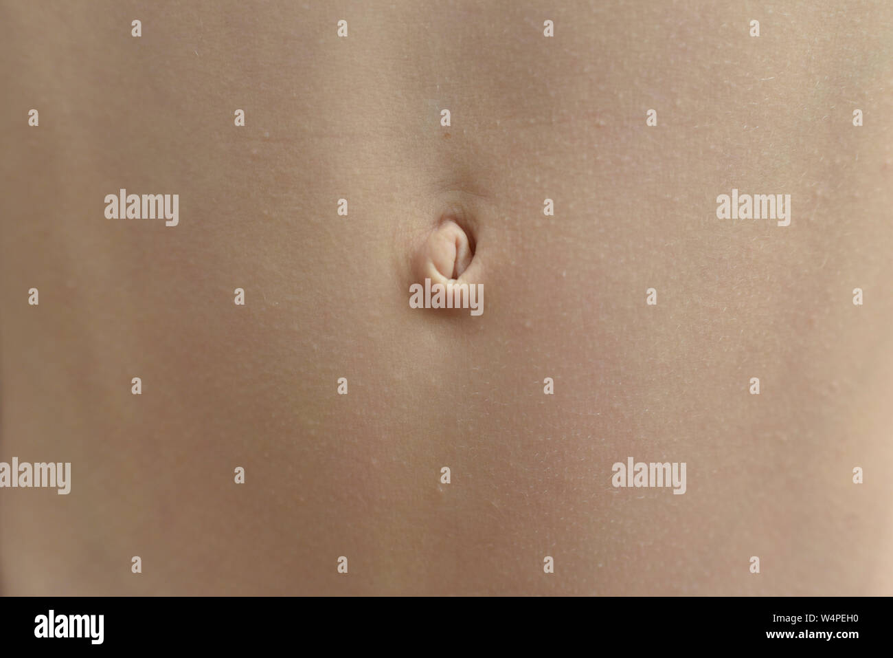 Menschlicher nabel -Fotos und -Bildmaterial in hoher Auflösung – Alamy