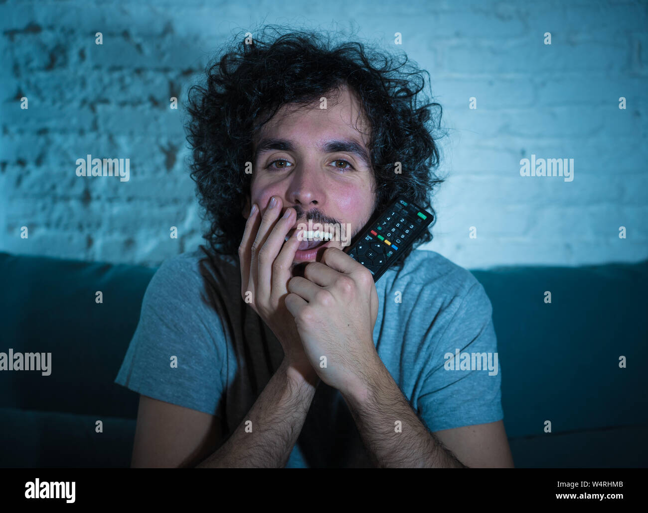 Film crying -Fotos und -Bildmaterial in hoher Auflösung – Alamy
