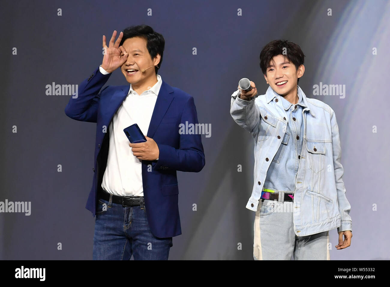 Lei Jun, Links, Chairman und CEO von Xiaomi Technologie und ...