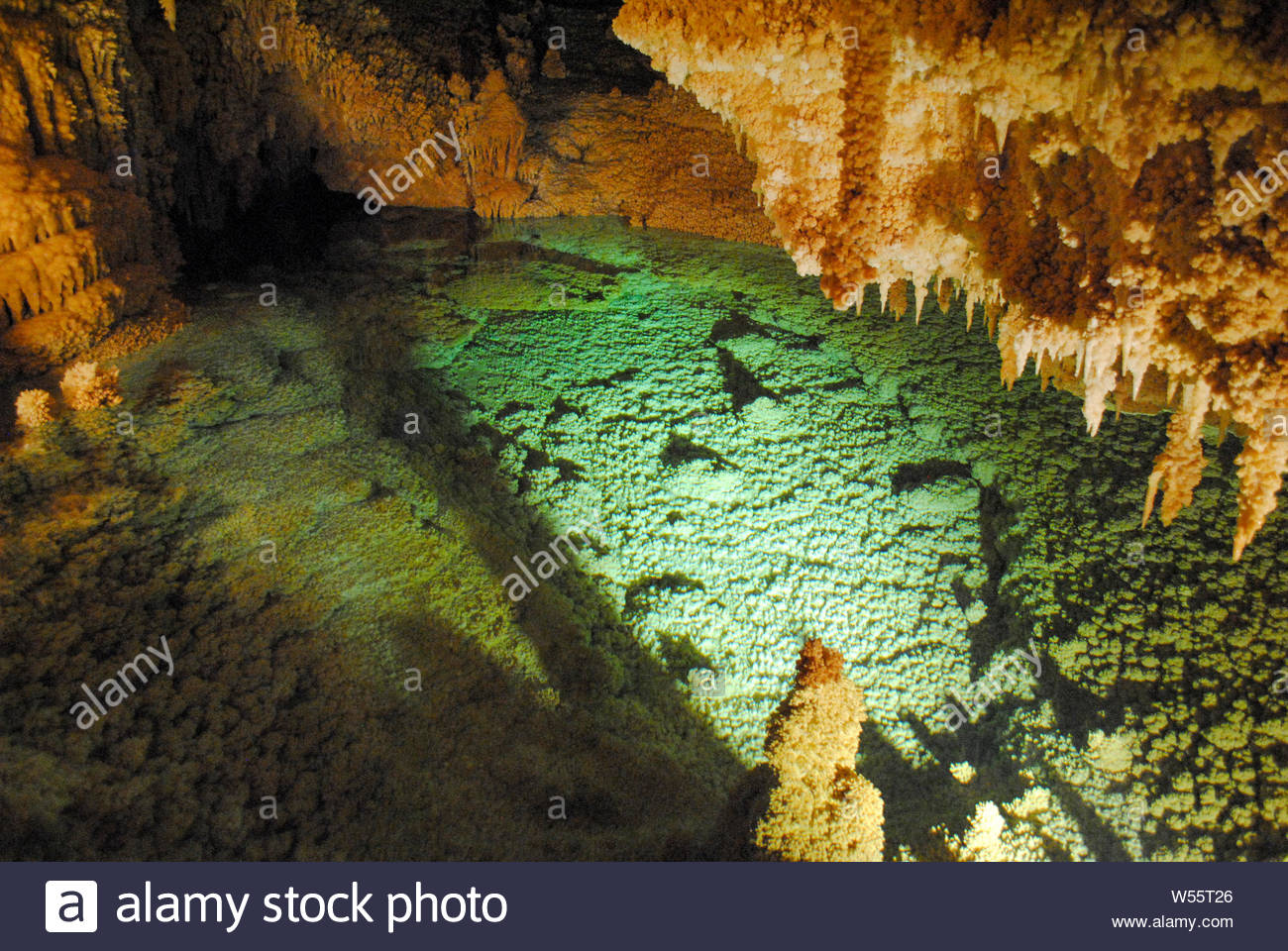 Quelle Wasser Stockfotos und -bilder Kaufen - Alamy