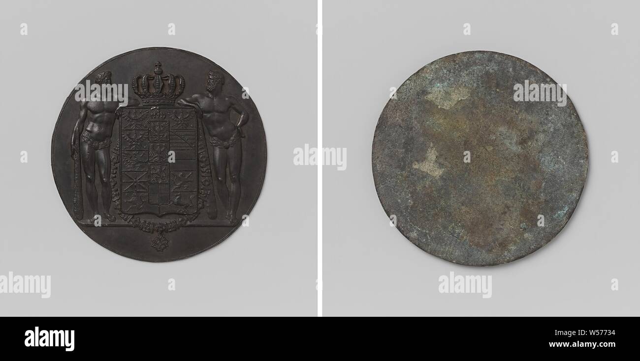 Wappen von Preußen, einseitige Plakette. Vorderseite: gekrönte Wappen ...