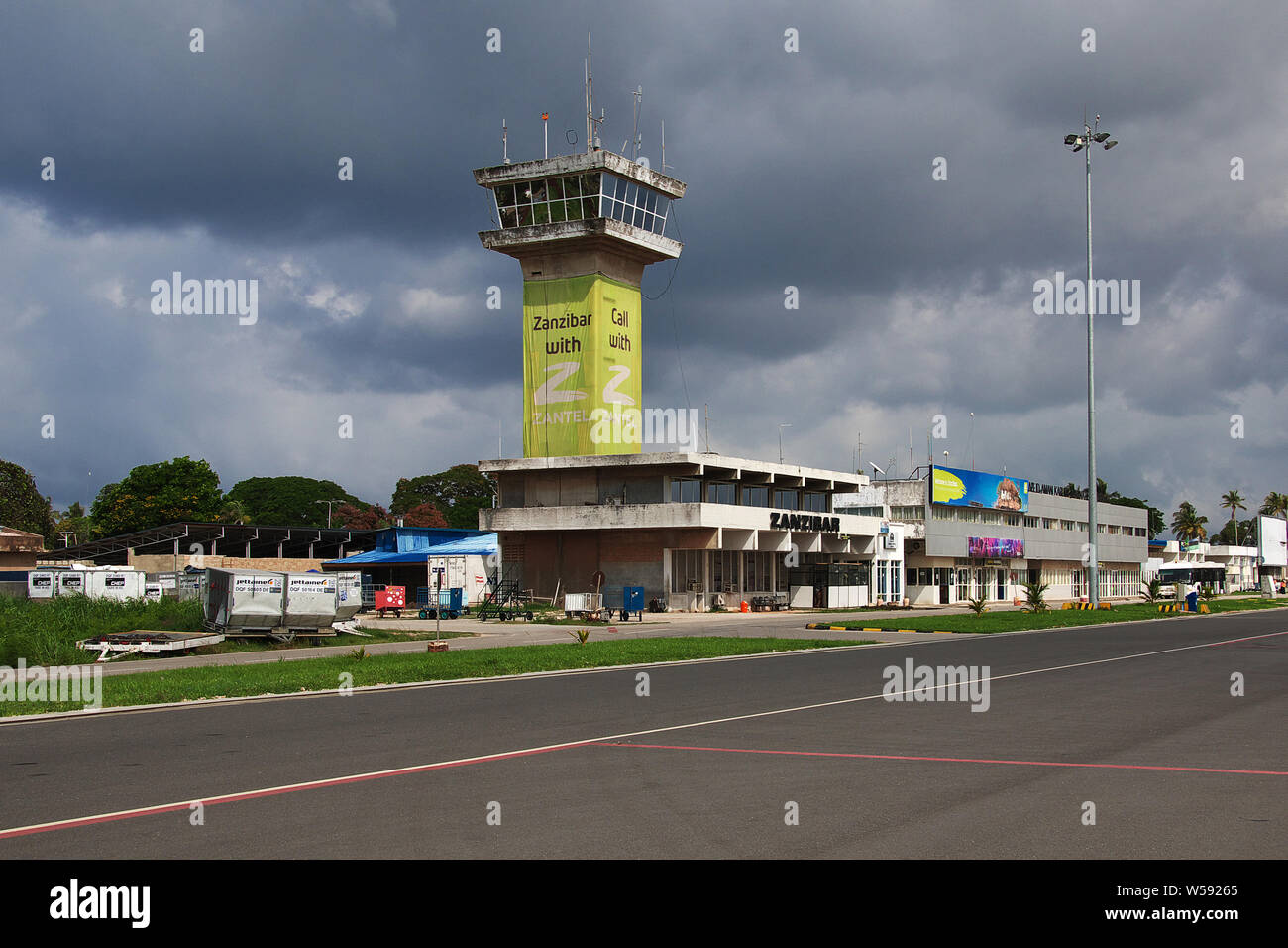 Zanzibar Airport Stockfotos und -bilder Kaufen - Alamy
