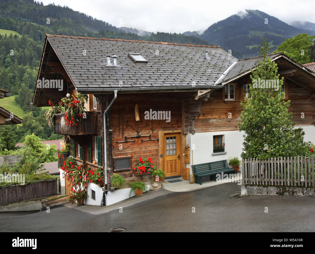 Erlenbach im Simmental Dorf. Kanton Bern. Schweiz Stockfotografie - Alamy