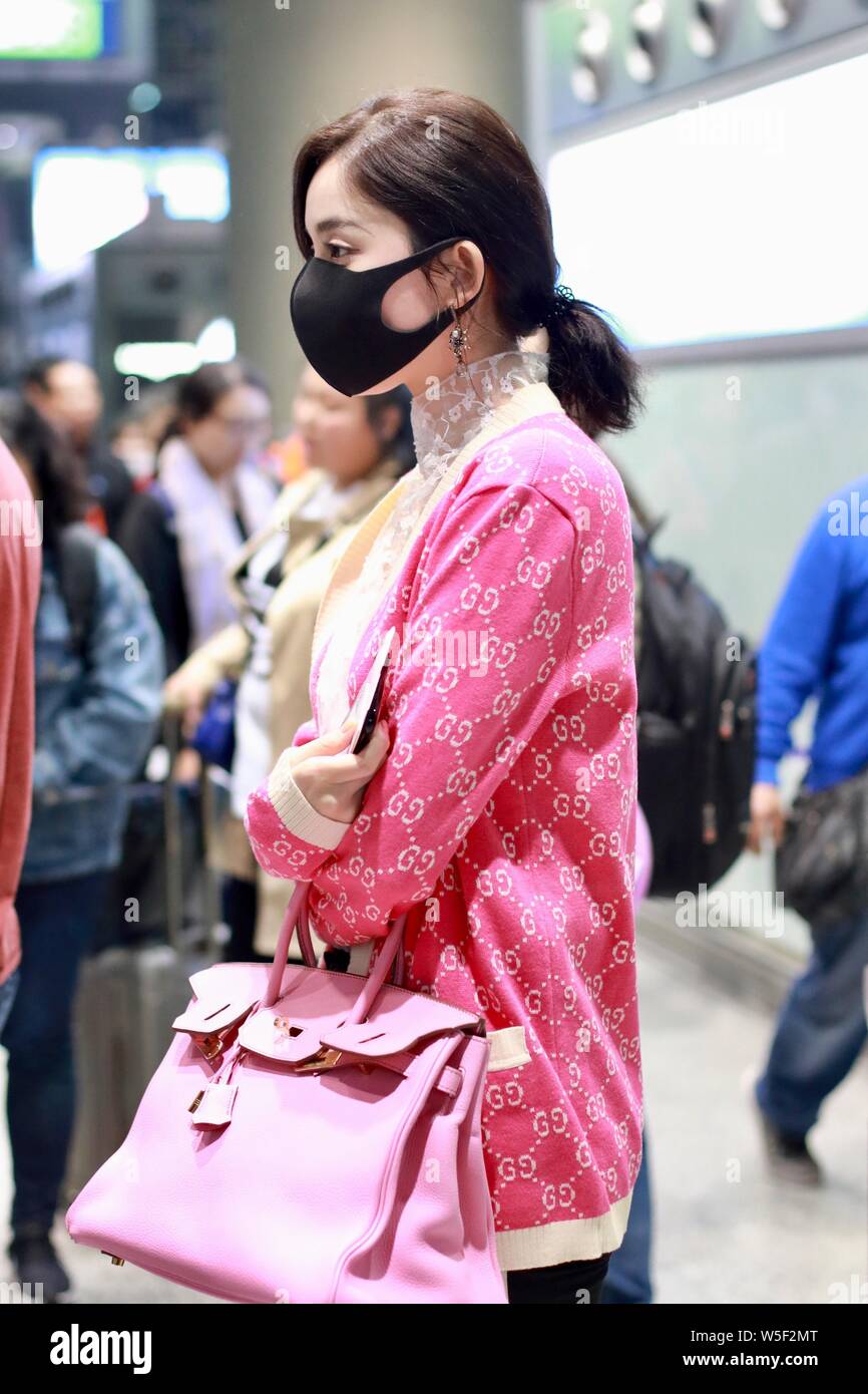 Chinesischen uigurischen Schauspielerin Gulnezer Bextiyar, auch bekannt ...