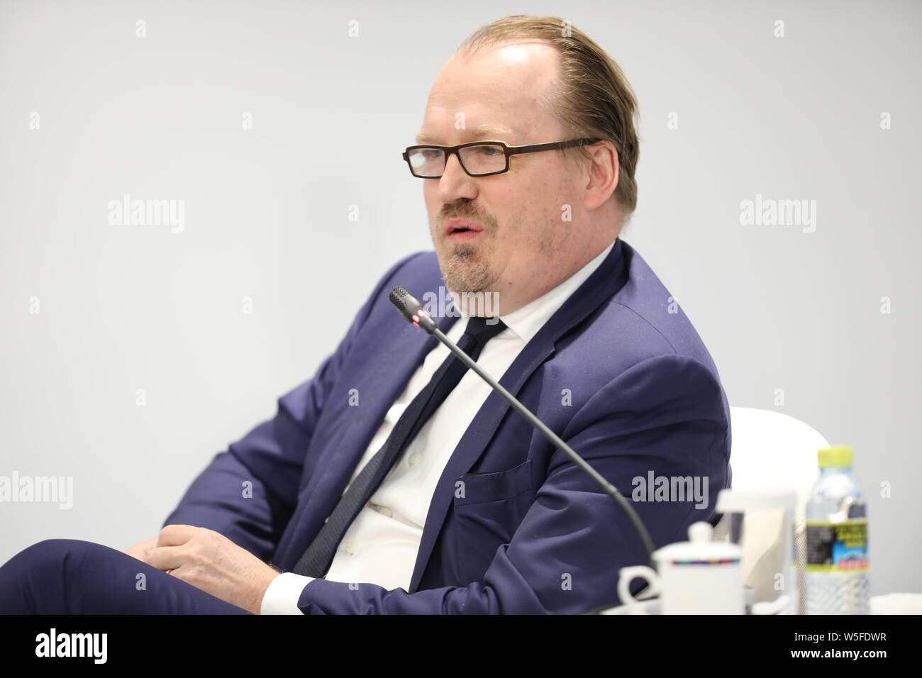 Andreas Schaal, Leiter der OECD globale Beziehungen, besucht die 'Data ...