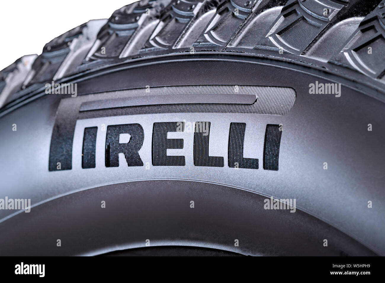 Pirelli logo -Fotos und -Bildmaterial in hoher Auflösung – Alamy