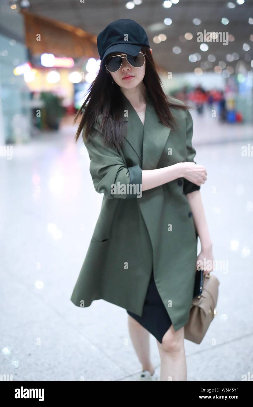Chinesische Schauspielerin Crystal Zhang oder Zhang Tian'ai kommt an ...