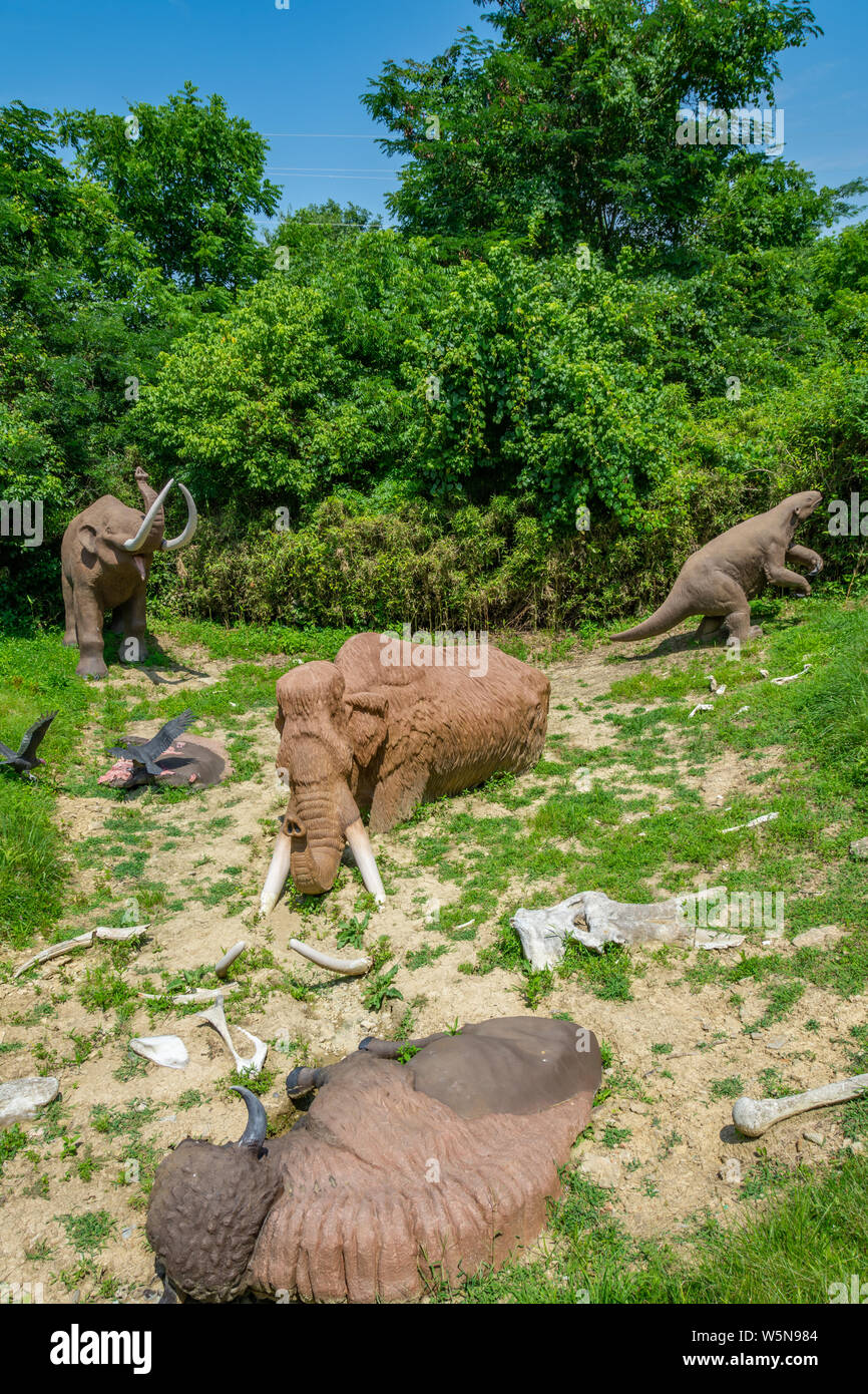Marsh megafauna Diorama bei Big Bone Lick State Historic Site, Kentucky ...