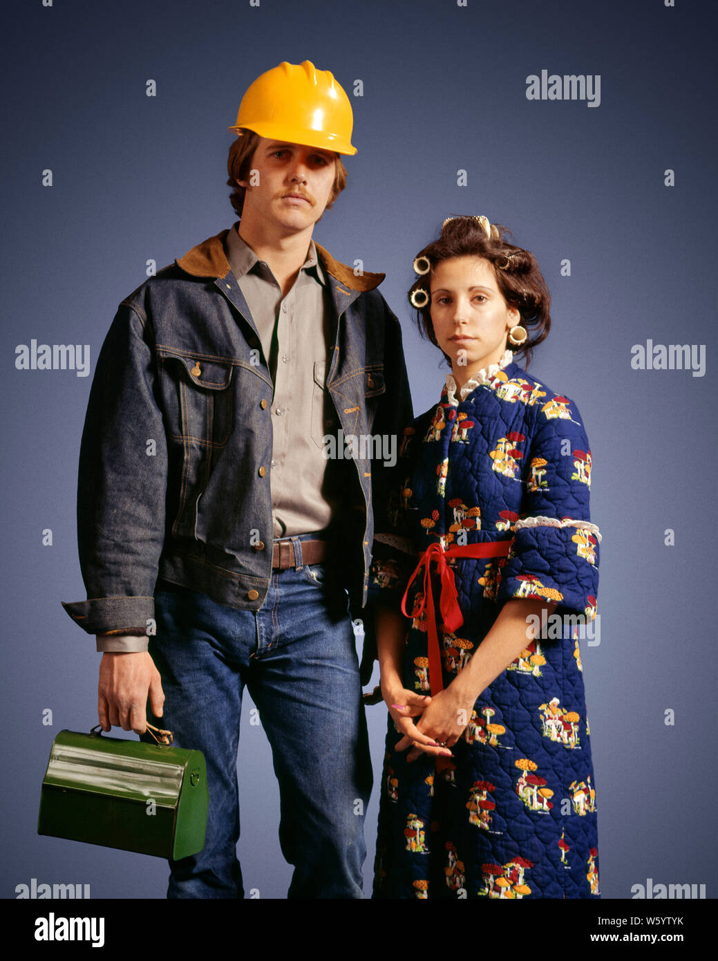 1970er jahre handarbeit -Fotos und -Bildmaterial in hoher Auflösung – Alamy