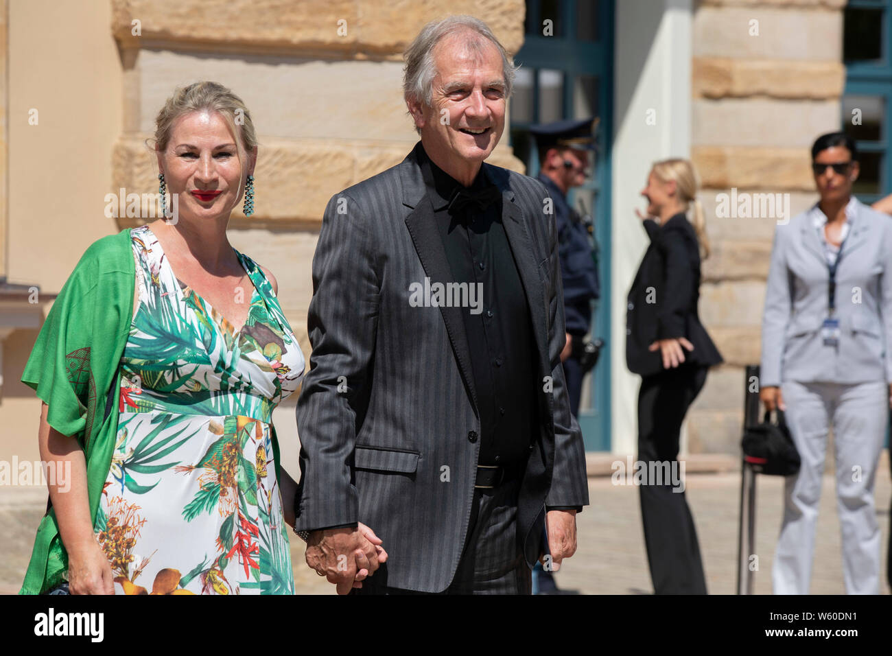 Peter Prager mit Susanne Stahl bei der Eröffnung der Richard-Wagner ...