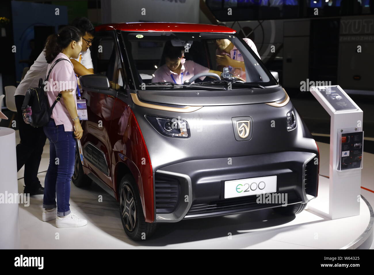 Gm kleinwagen -Fotos und -Bildmaterial in hoher Auflösung – Alamy