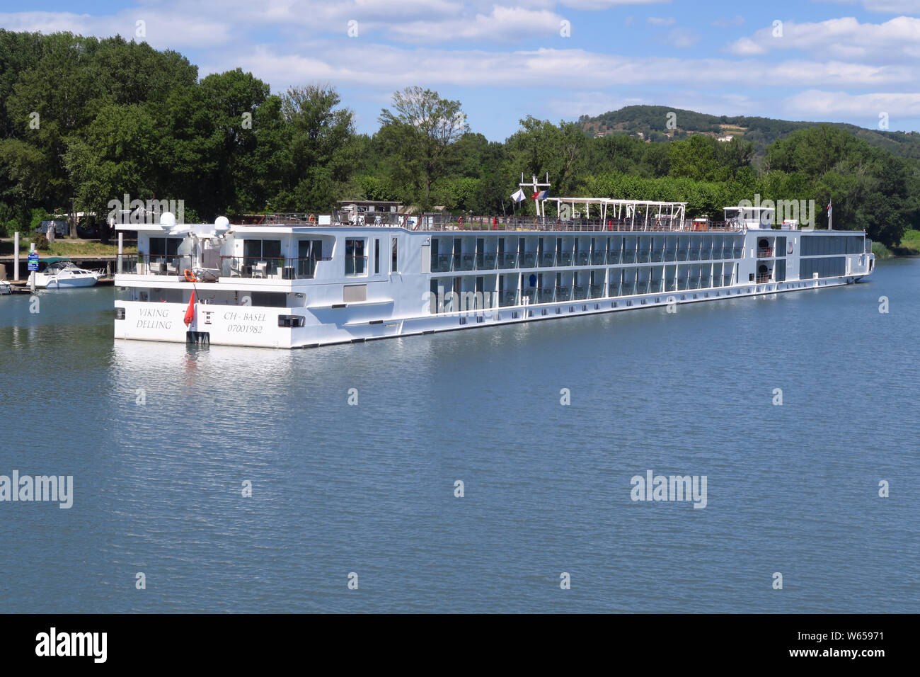Wikinger flusskreuzfahrten -Fotos und -Bildmaterial in hoher Auflösung ...