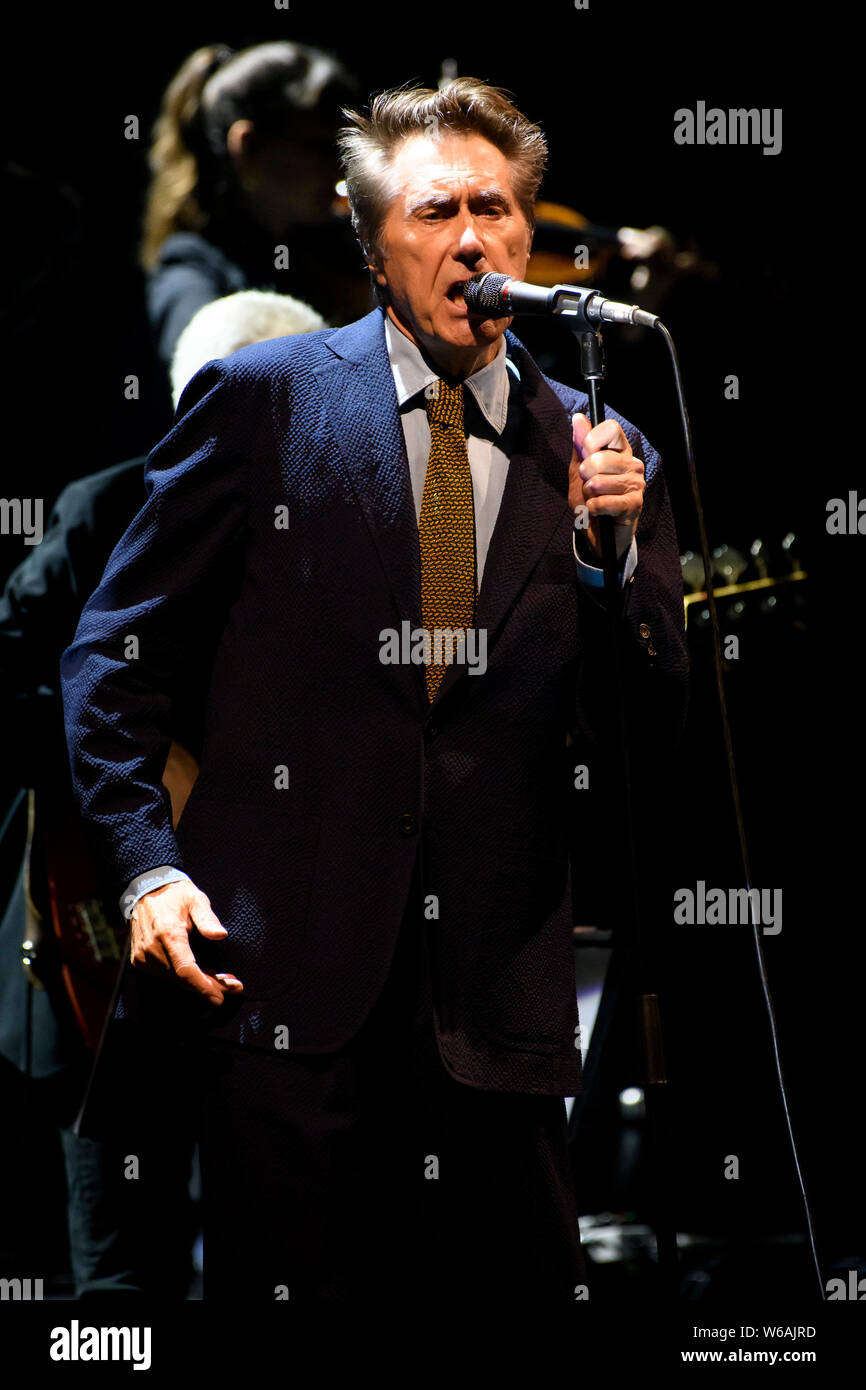 Bryan ferry roxy music singer -Fotos und -Bildmaterial in hoher ...