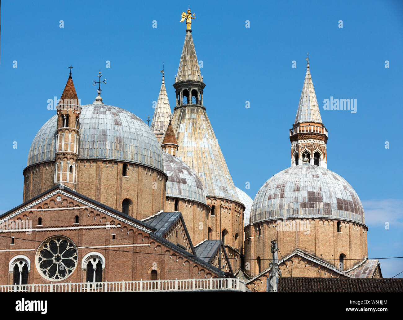 Basilica di santantonio da padova -Fotos und -Bildmaterial in hoher Auflösung – Alamy