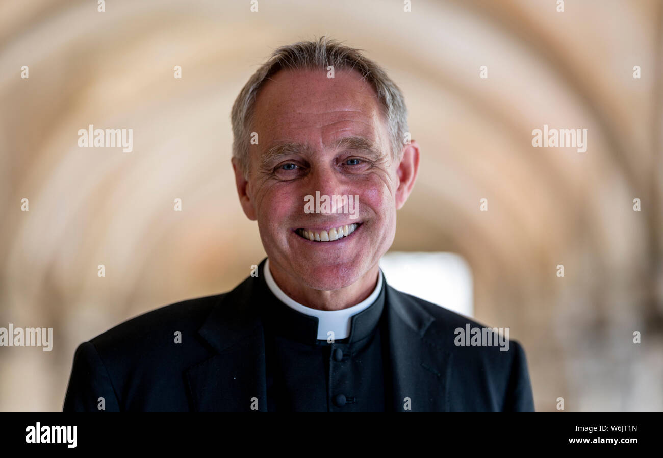 Wunderbar Georg Ganswein Fruher Fotos