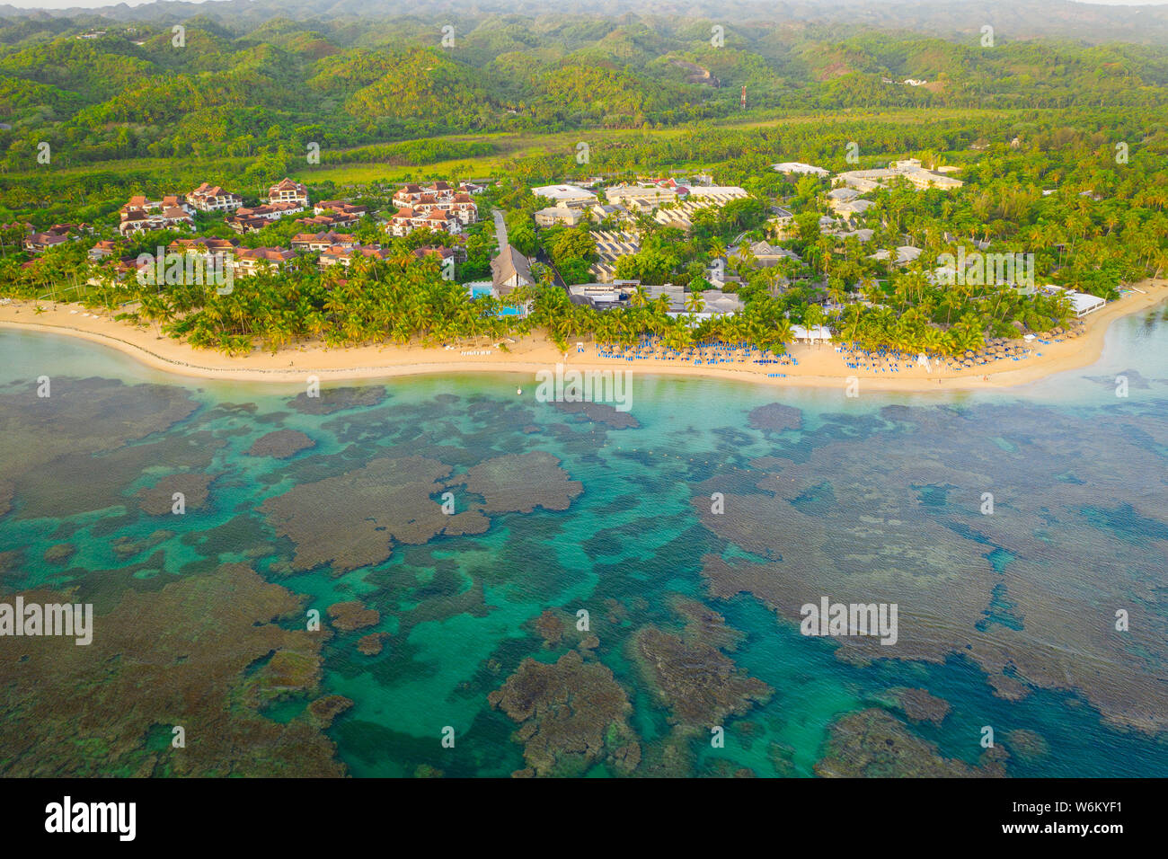 Bahia principe beach -Fotos und -Bildmaterial in hoher Auflösung – Alamy