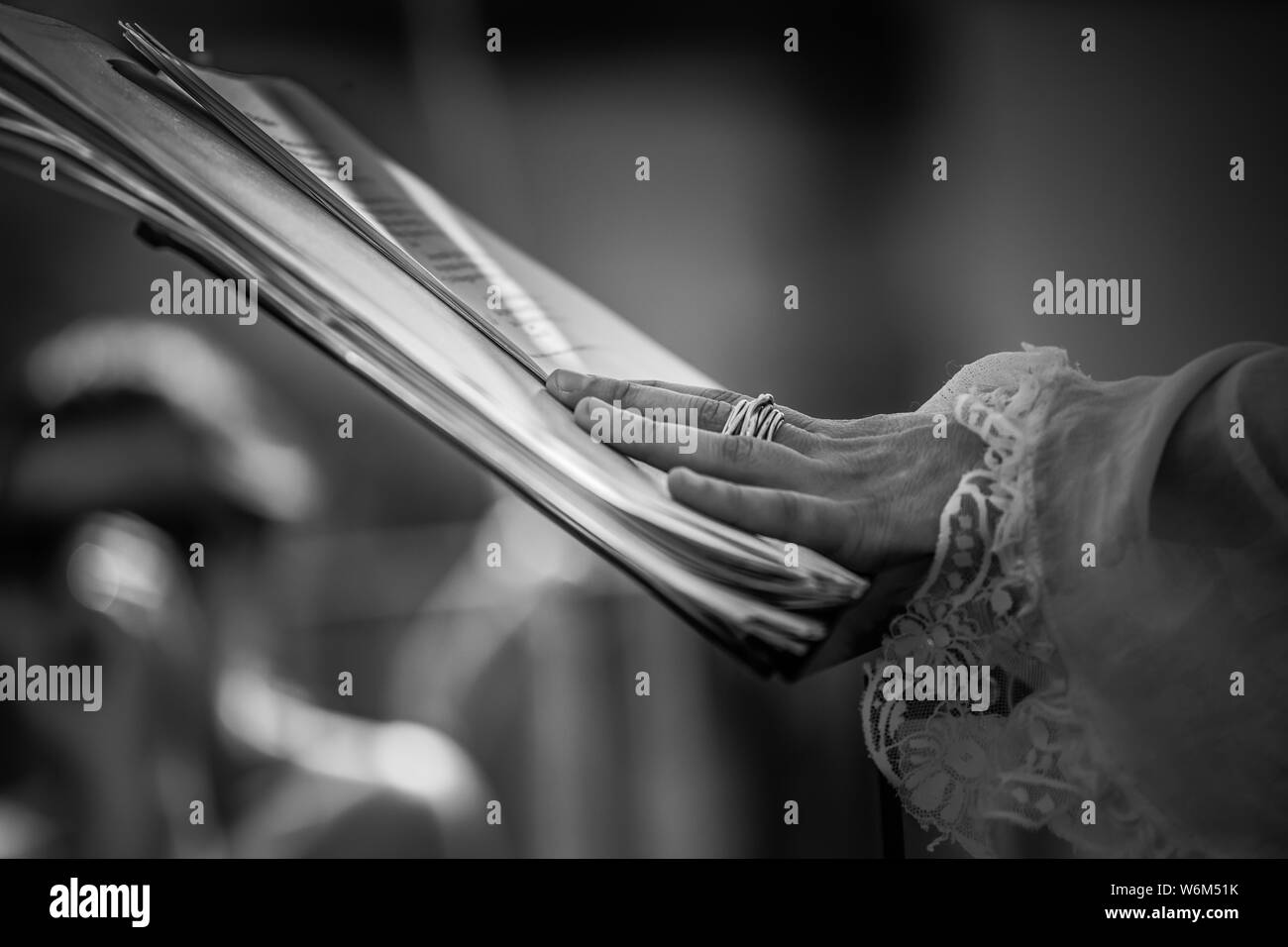 Poetische darbietung -Fotos und -Bildmaterial in hoher Auflösung – Alamy