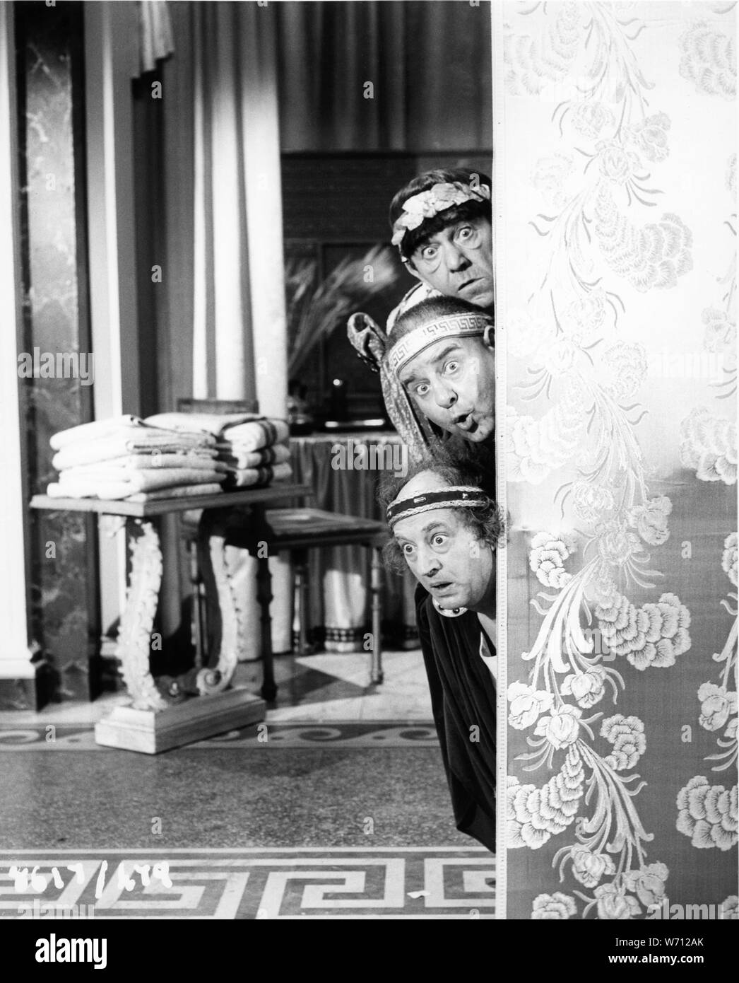 The three stooges meet hercules -Fotos und -Bildmaterial in hoher ...