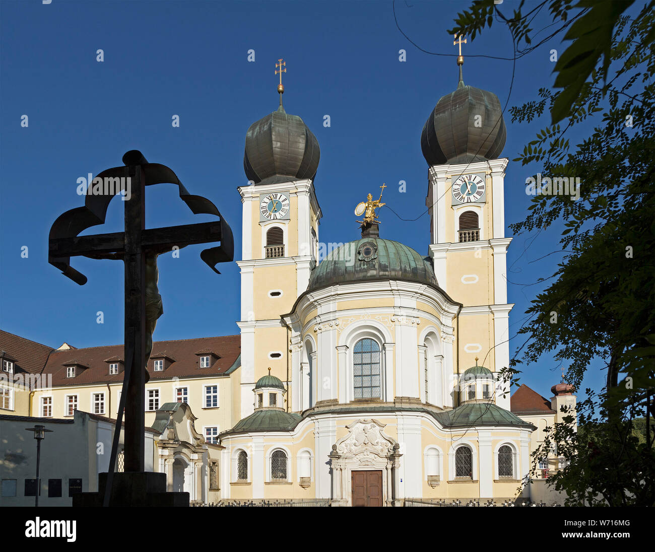 Benediktinerabtei metten -Fotos und -Bildmaterial in hoher Auflösung ...