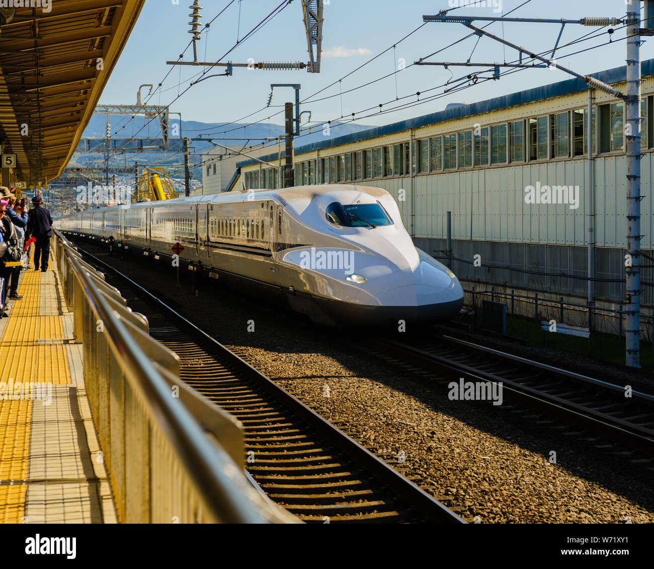 Tokaido Bahn Stockfotos und -bilder Kaufen - Alamy