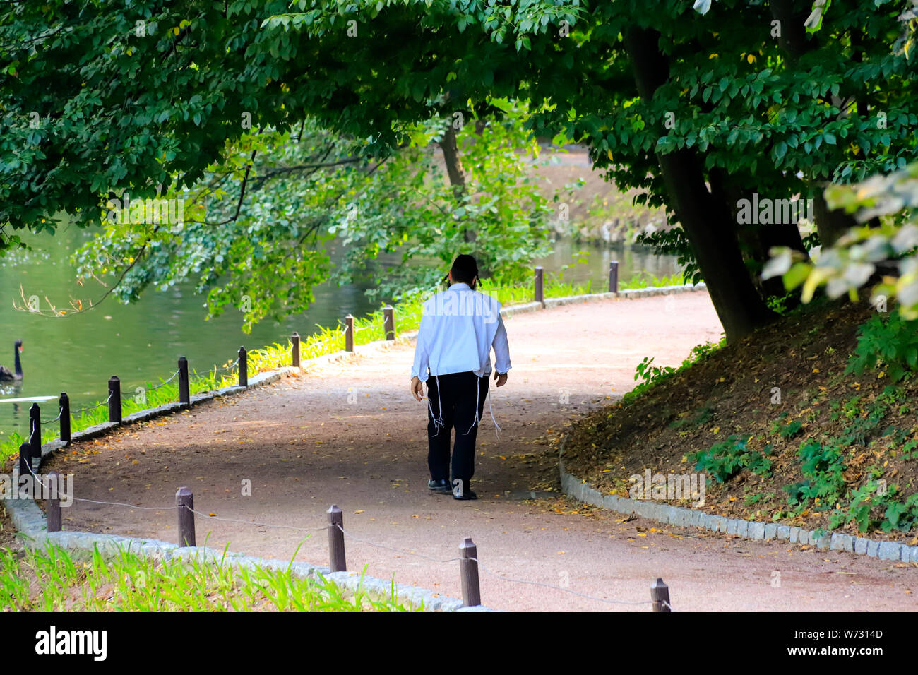 Chassidischer jude -Fotos und -Bildmaterial in hoher Auflösung – Alamy