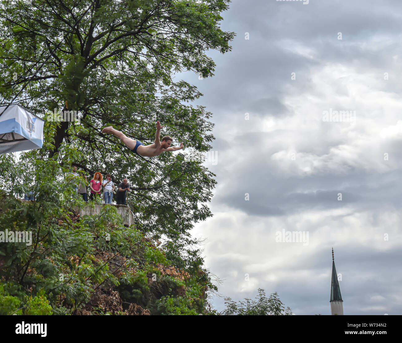 Bentbasa Cliff Diving 2019 - Der erste Umlauf der ersten Disziplin ...
