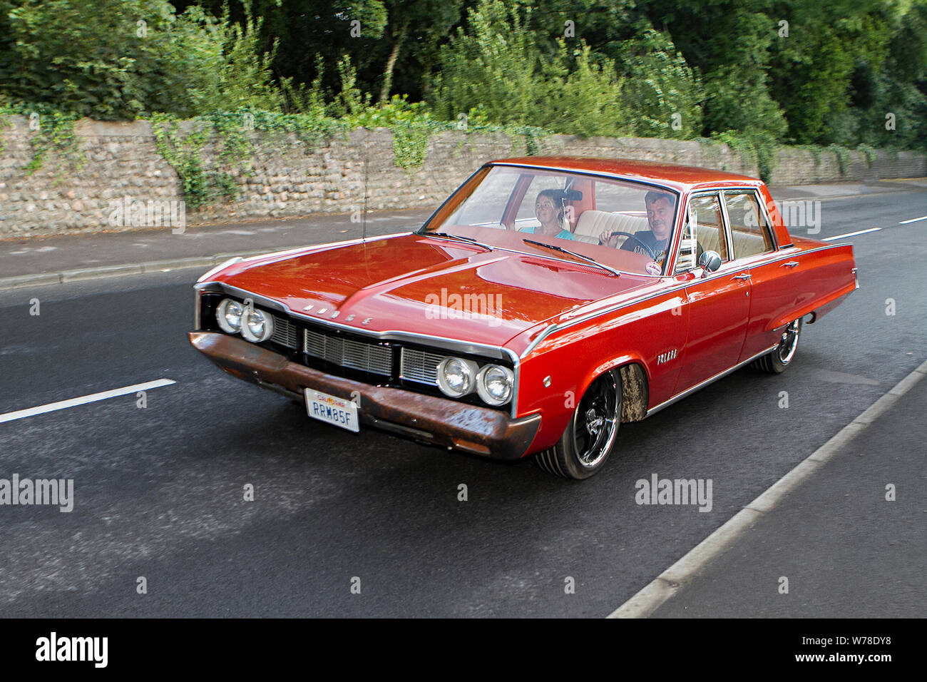 1960s American Red Dodge Polara Motoring Klassiker, Oldtimer Motoren ...
